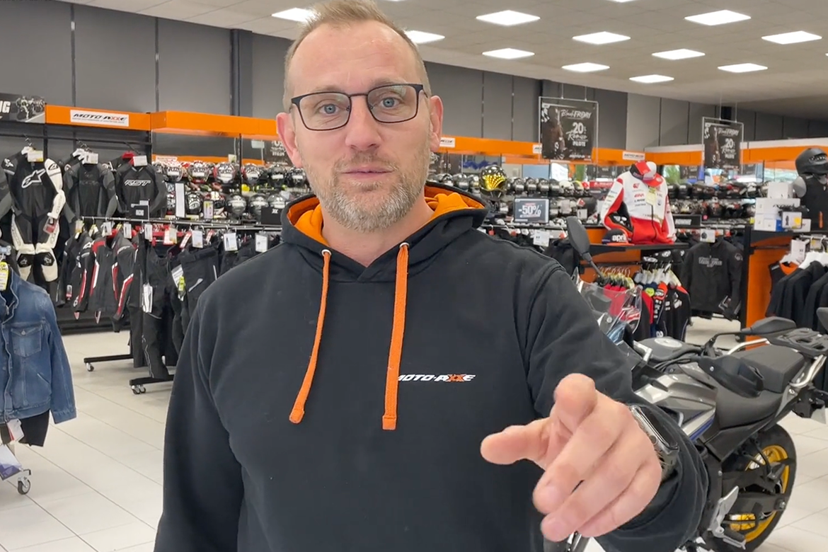 Test de la Veste textile Bering Bakundu par Raphaël chez Moto-Axxe ...
